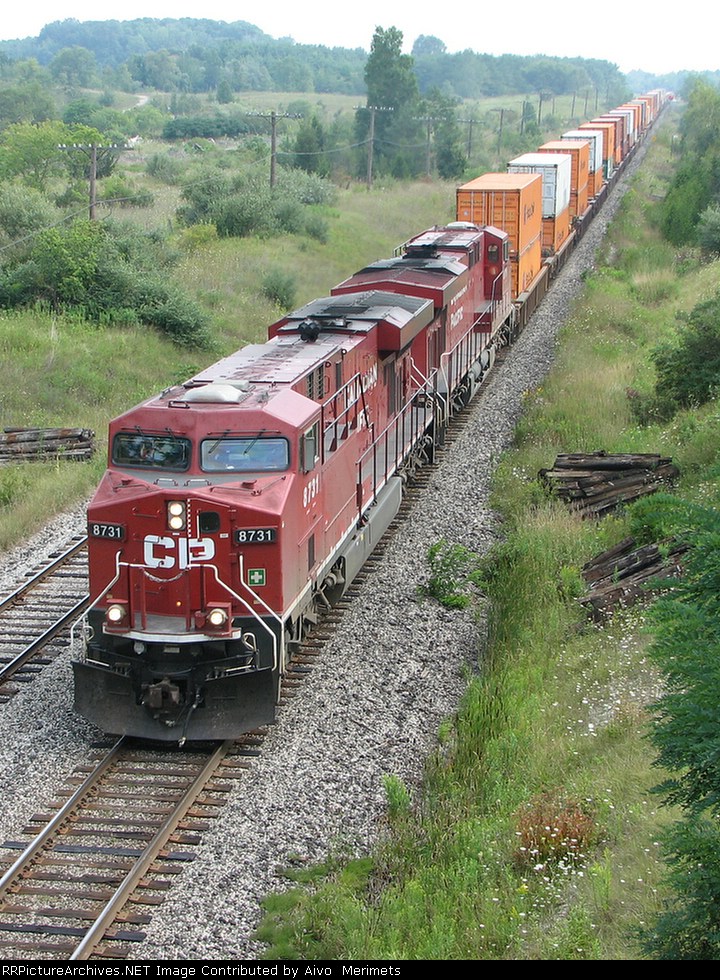 CP 8731 at Coakley Siding.